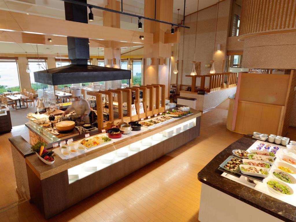 縱橫遊WWPKG -[7天] [冬日童話] 國泰北海道．世產知床半島．震撼網走破冰船．全新札幌東急 STREAM 酒店＋地標 MOYUK SAPPORO．十勝阿寒．2大冬日祭典．鶴雅 ...